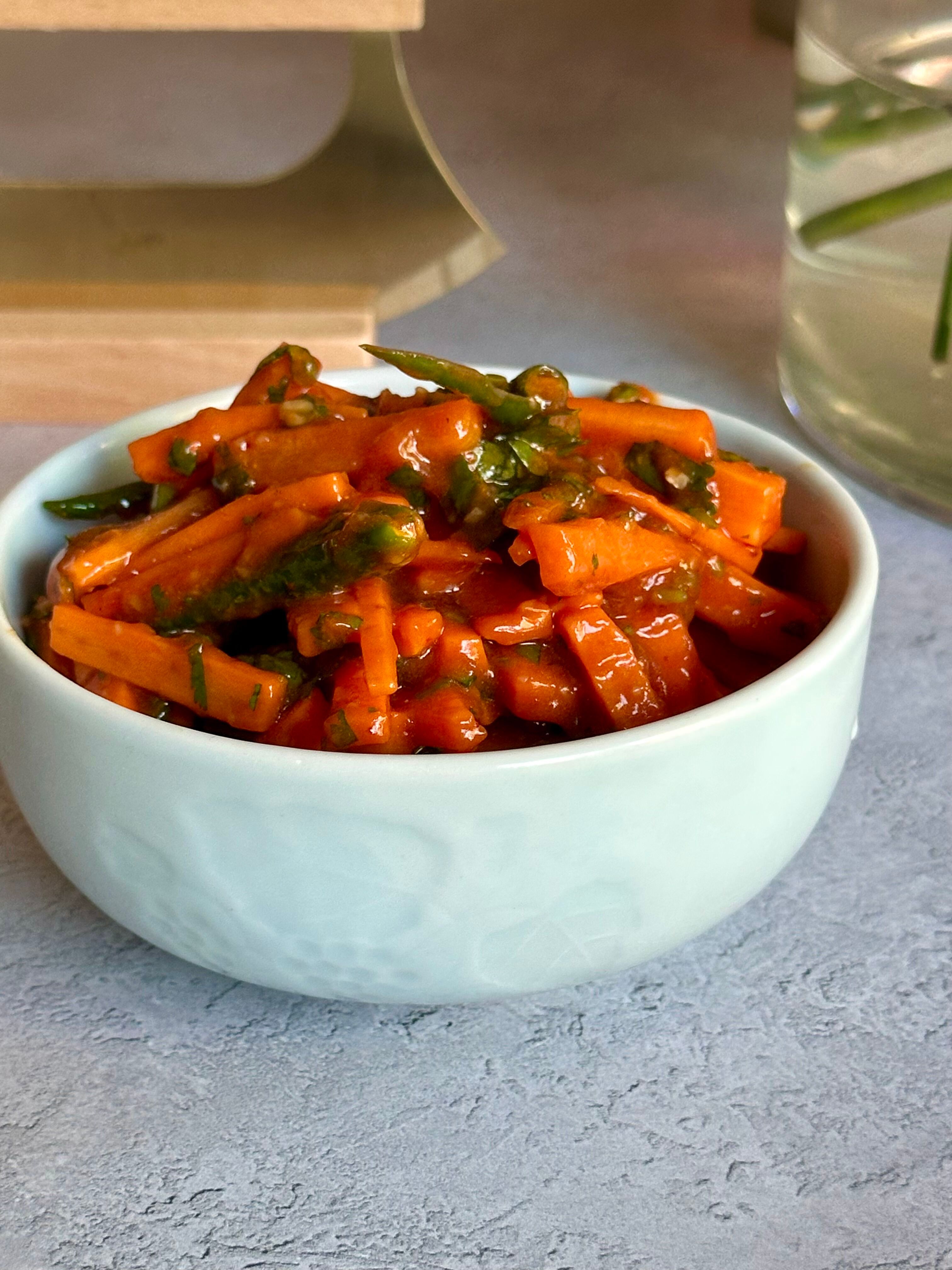 Taju Gajar Marcha nu Athanu (A Fresh Carrot and Green Chili Pickle ...