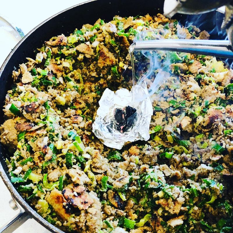 Lasan Na Ladwa (Young Green Garlic and Millet Flat Bread Balls) – Nadia ...