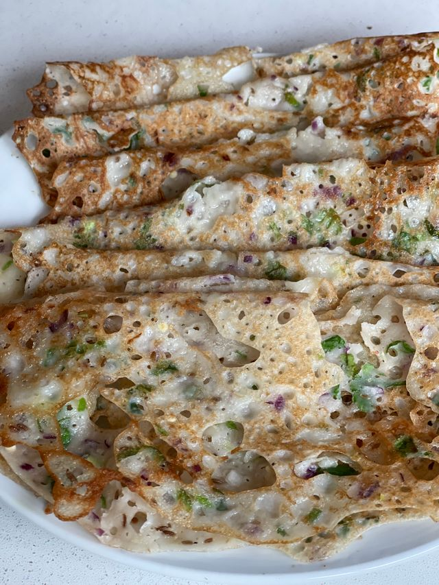 Udupi style Rava Dosa (Indian Crispy Savory Semolina Crepes) – Nadia's ...