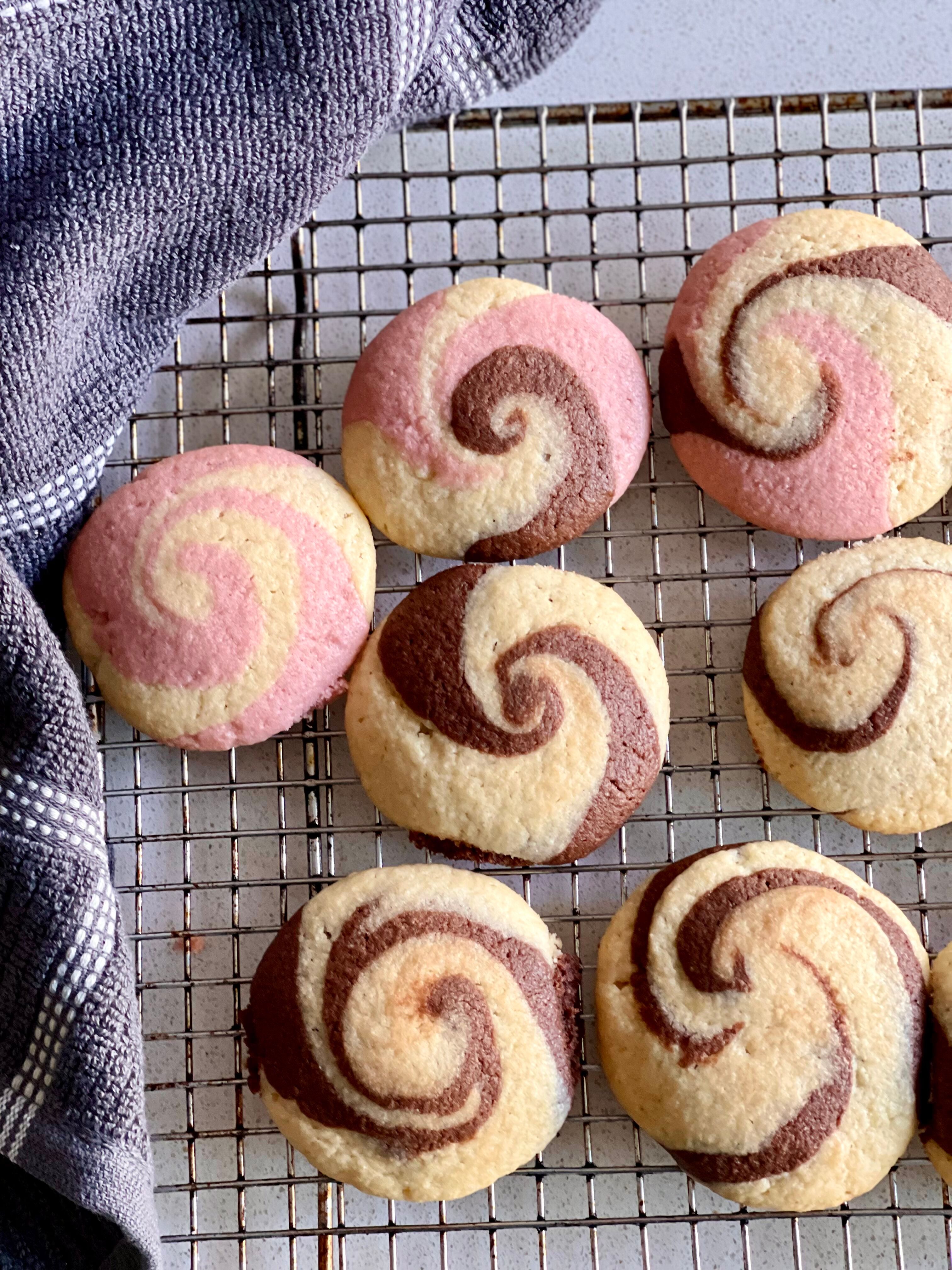 Vanilla and chocolate Swirls + Neapolitan Swirl Nankhatai – Nadia's ...